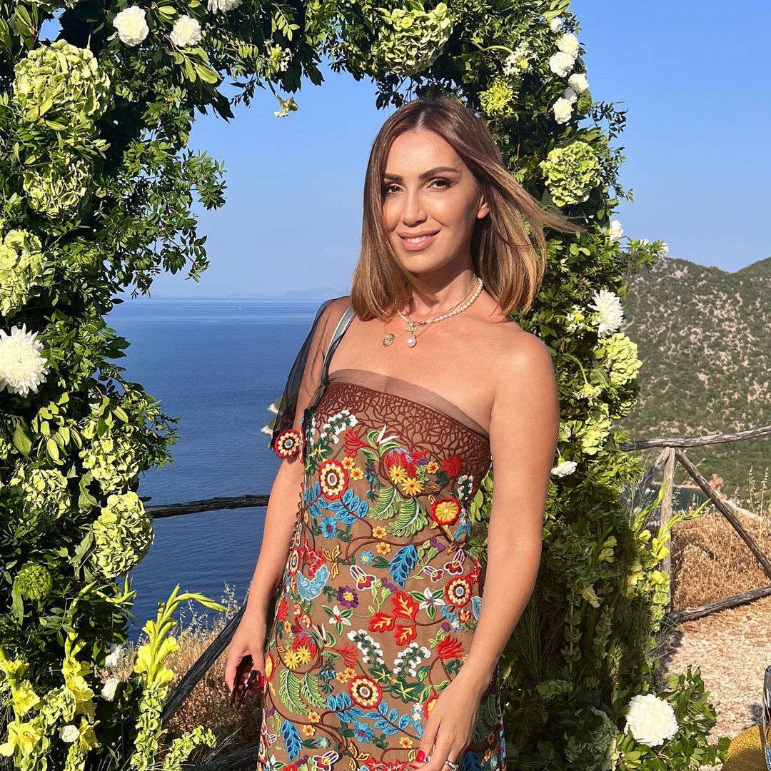 Pasi postoi foton romantike krah mashkullit misterioz, rrefehet ...