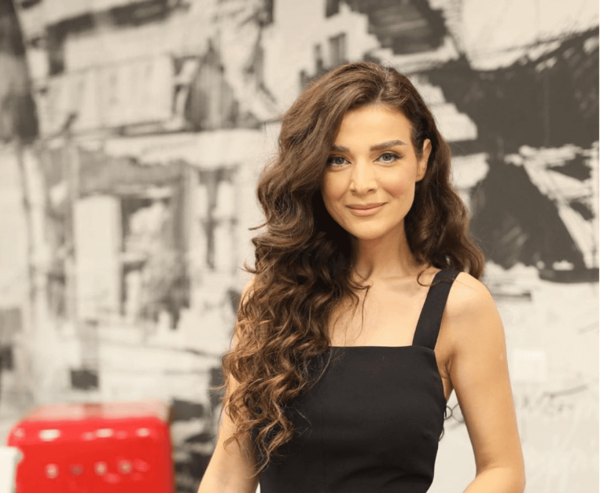 Diola Dosti rigjen dashurinë! Ja kush është biznesmeni i njohur që i ka ...